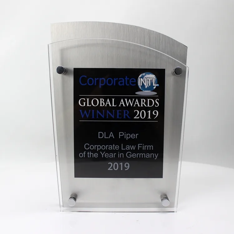 Custom Bilayer Acrylic Vertical Trophy