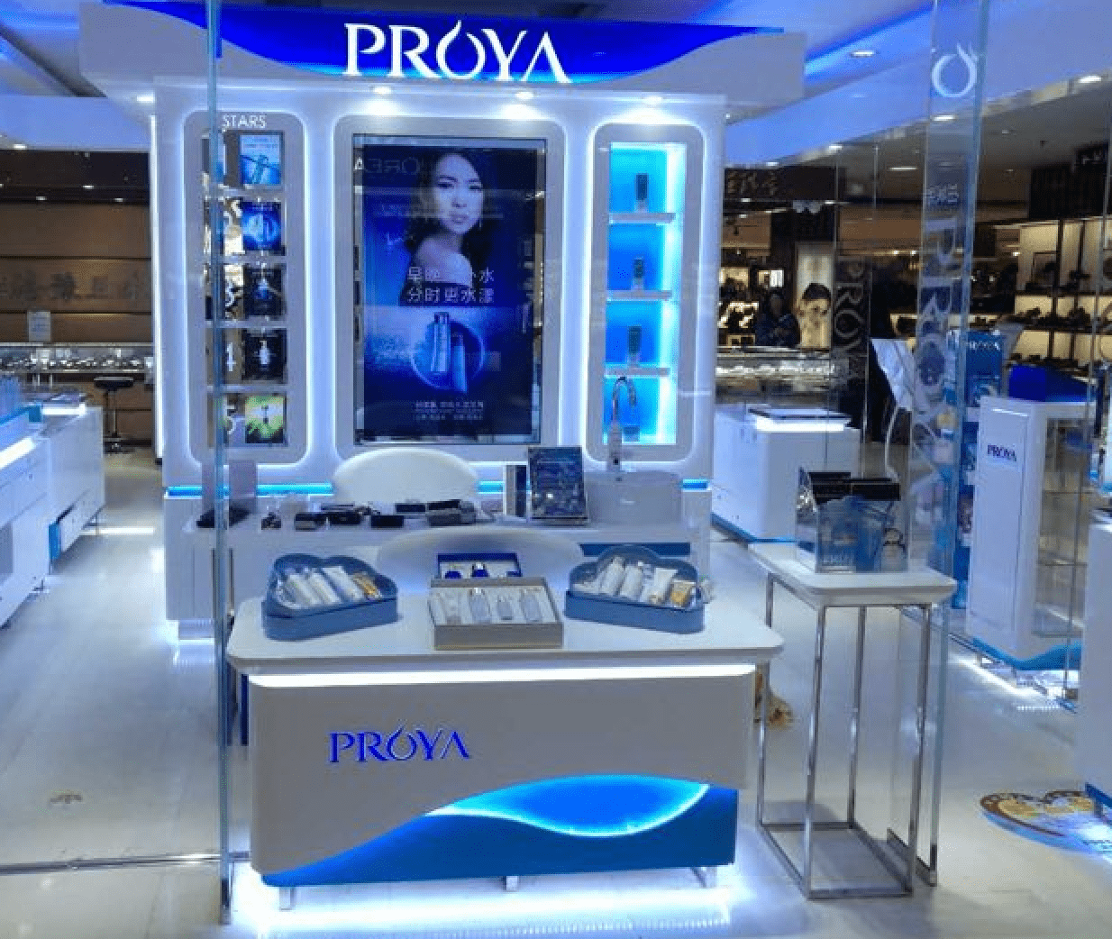 7 Creative Cosmetics Display Ideas to Boost Engagement and Sales - APEX