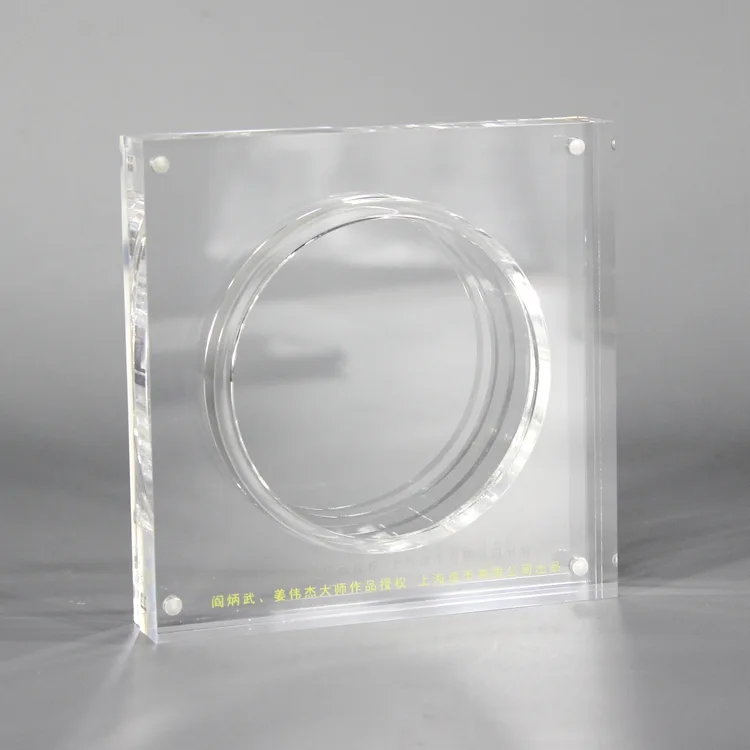 Acrylic Coin Display Stand: Transparent & Compact for Collectibles