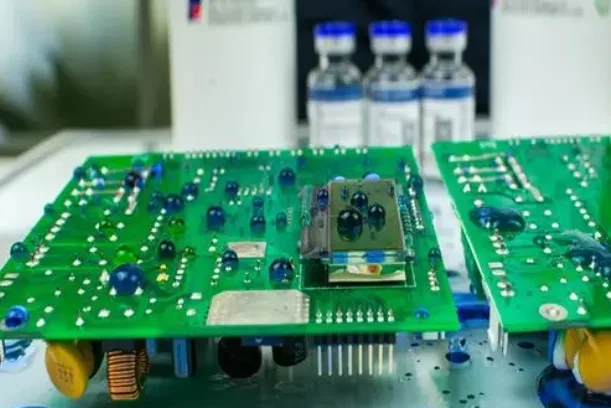 Classification and characteristics of PCB coating