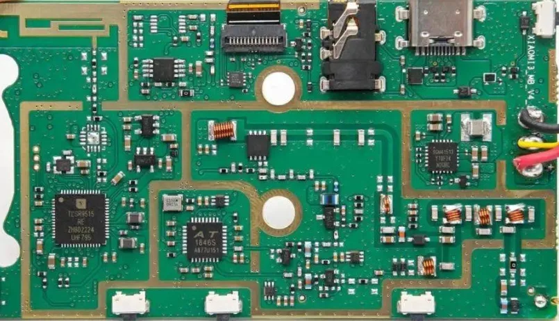 Principles and Applications of RF PCBs