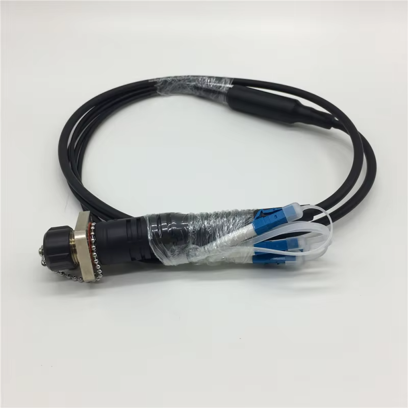 ODC To 4xLC G657A1 5.0mm LSZH Outdoor Armored ODC Fiber Optic Patch ...