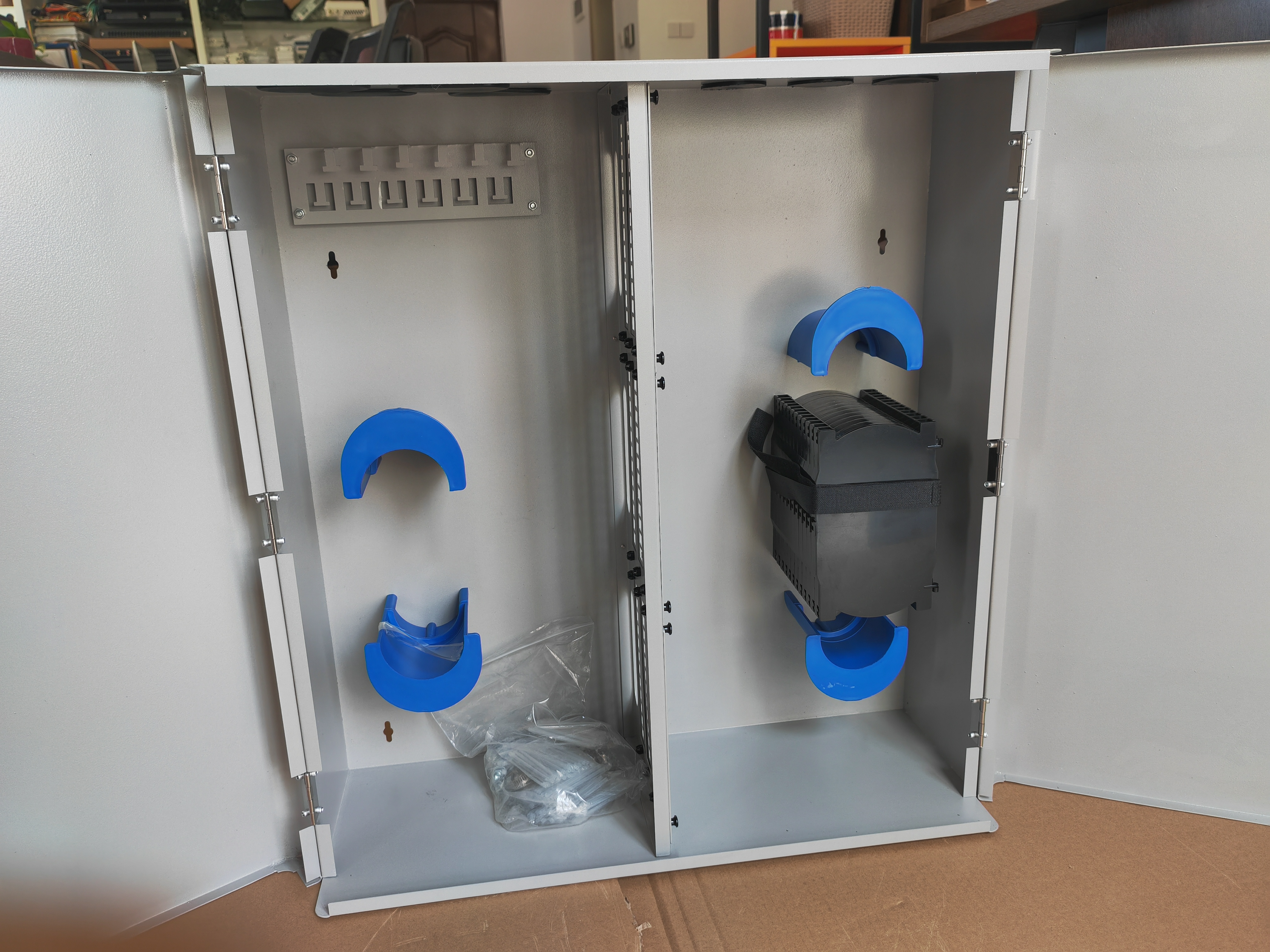 24, 48, 96, 144 Core Wall Mount Odf Fiber Delivery Point (fdp) Metal ...