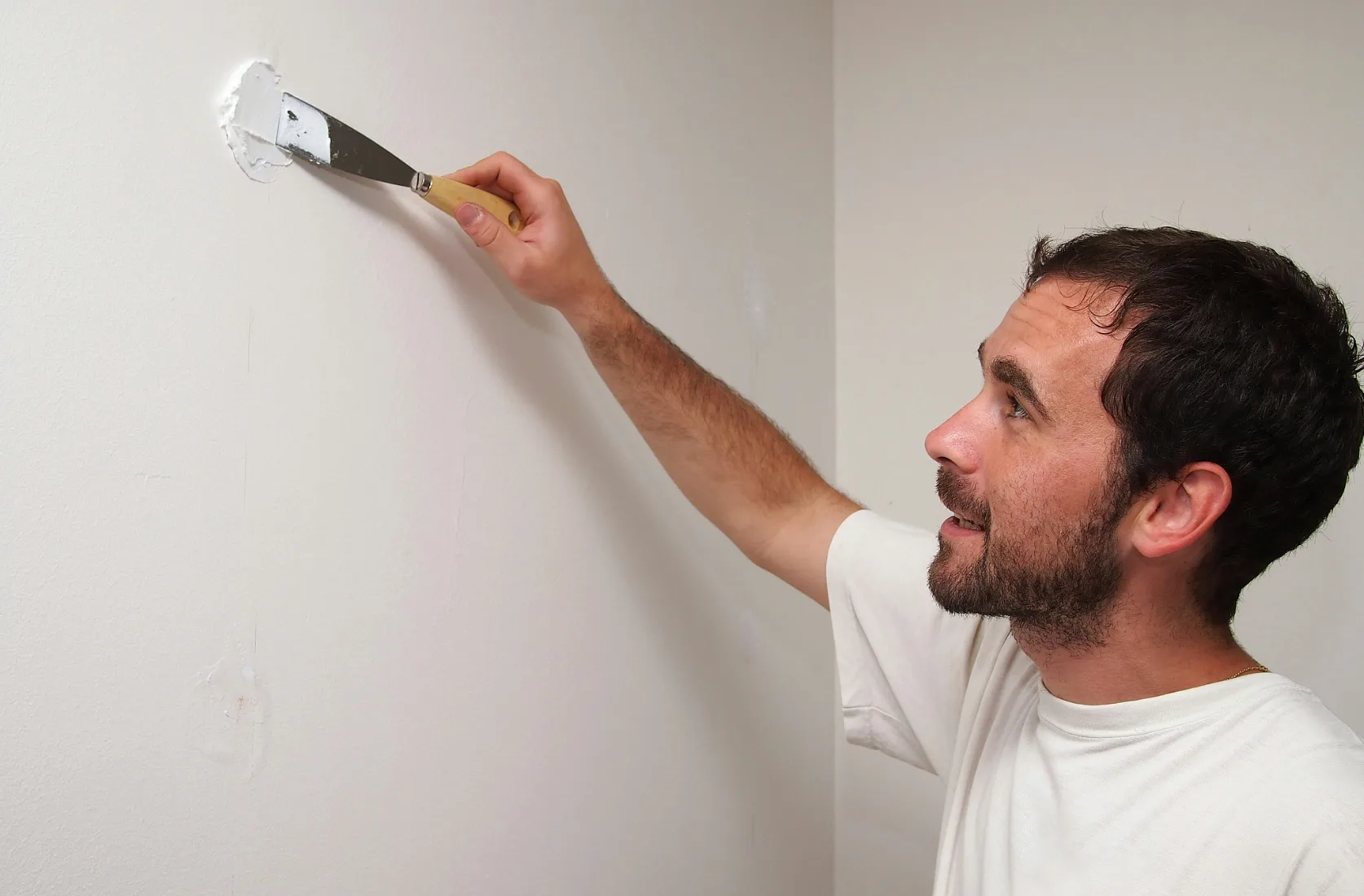 Vinabond® N511 RDP for Wall Putty | Improve Adhesion & Flexibility